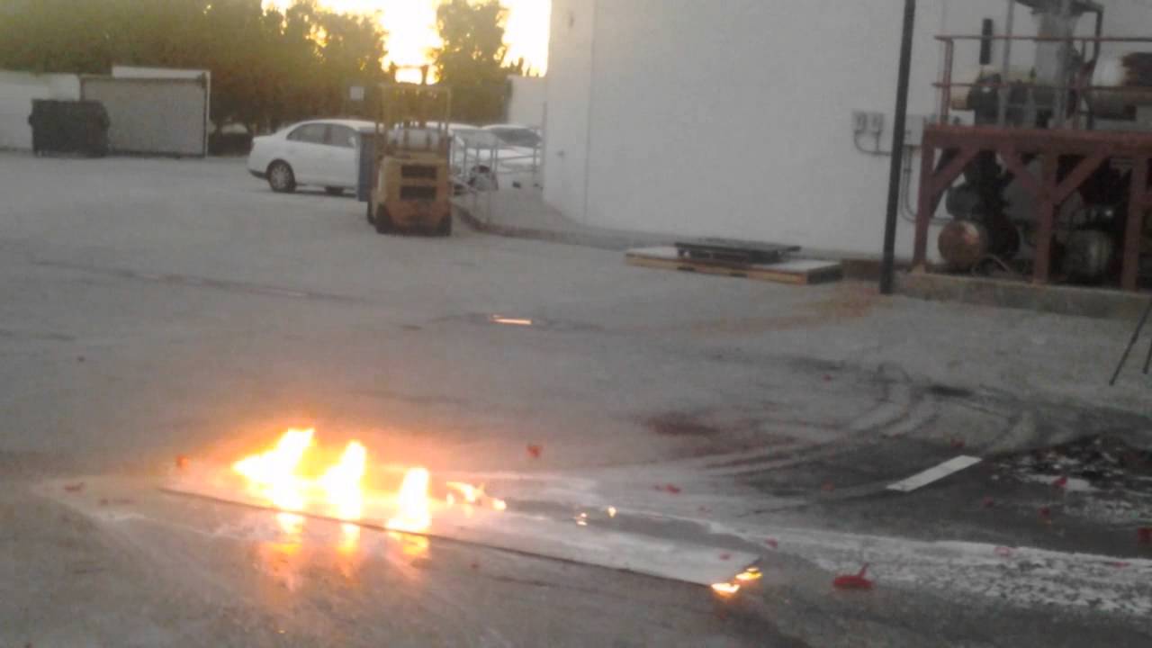 Gasoline Fire Extinguishing - YouTube