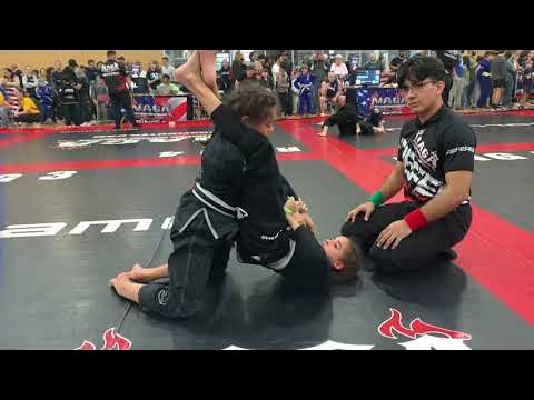 Lauren Pamela Heinz SBG Texas New Braunfels Jiu Jitsu NAGA BJJ Tournaments - YouTube