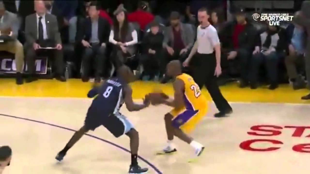 Kobe Bryant Angry With Jeremy Lin Grizzlies vs Lakers January 2, 2015 ...