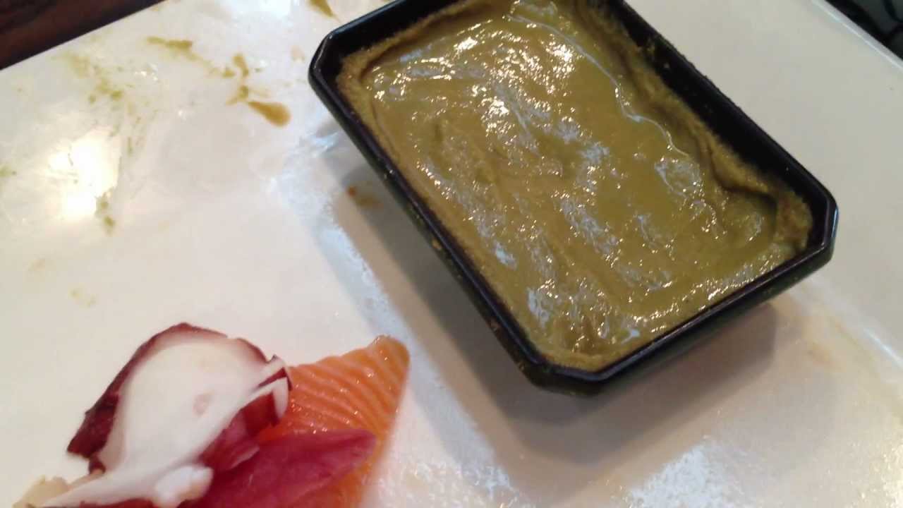 Beyblade Geeks EPIC Sushi Wasabi Eating - OMG BBG SO HOT!! - YouTube