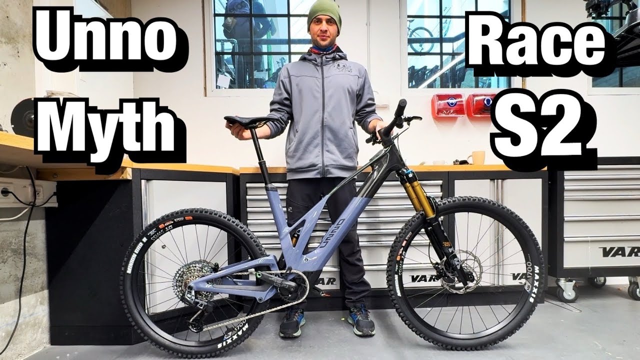 Unpacking and building UNNO MYTH RACE S2 from the Box - YouTube
