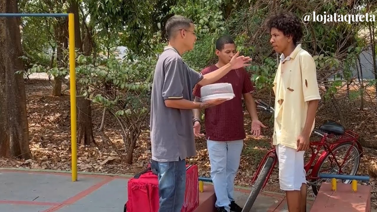 Empresário vestido de mendigo descobre as atitudes de seus ...