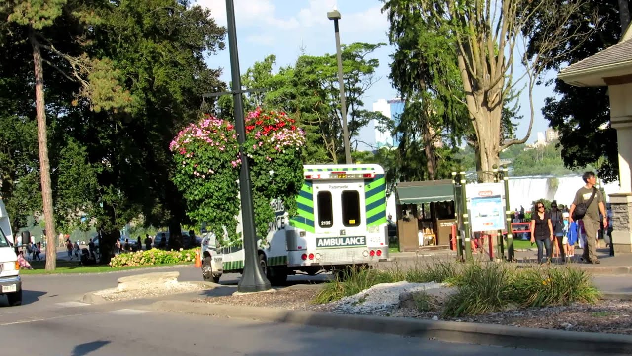 Paramedic Ambulance Niagara Falls - YouTube