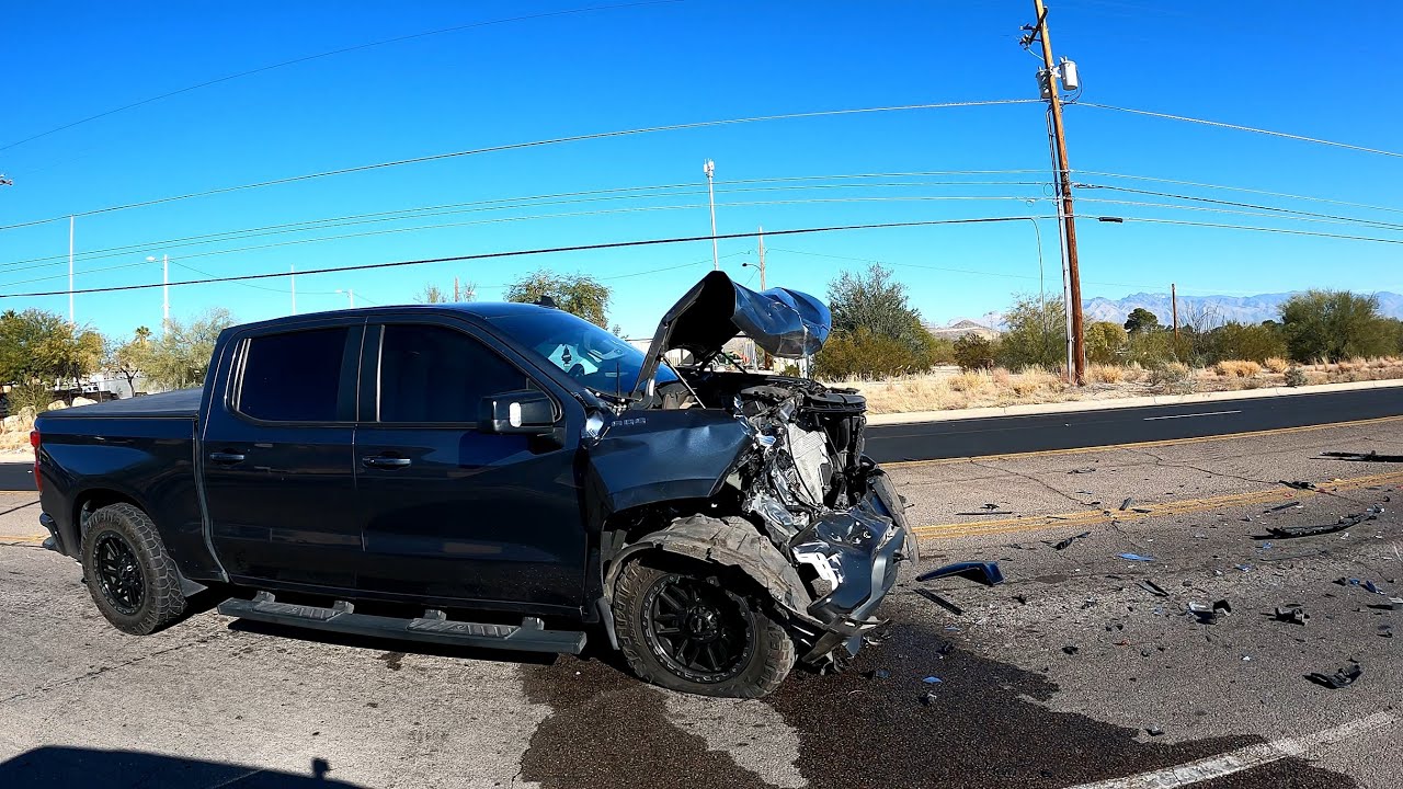 Tucson Police and U.S. Border Patrol respond to serious Truck Collision ...