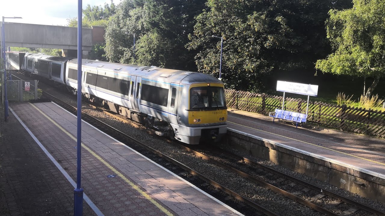 Chiltern 168003 & 165021 pass Stoke Mandeville - 13/7/21 - YouTube