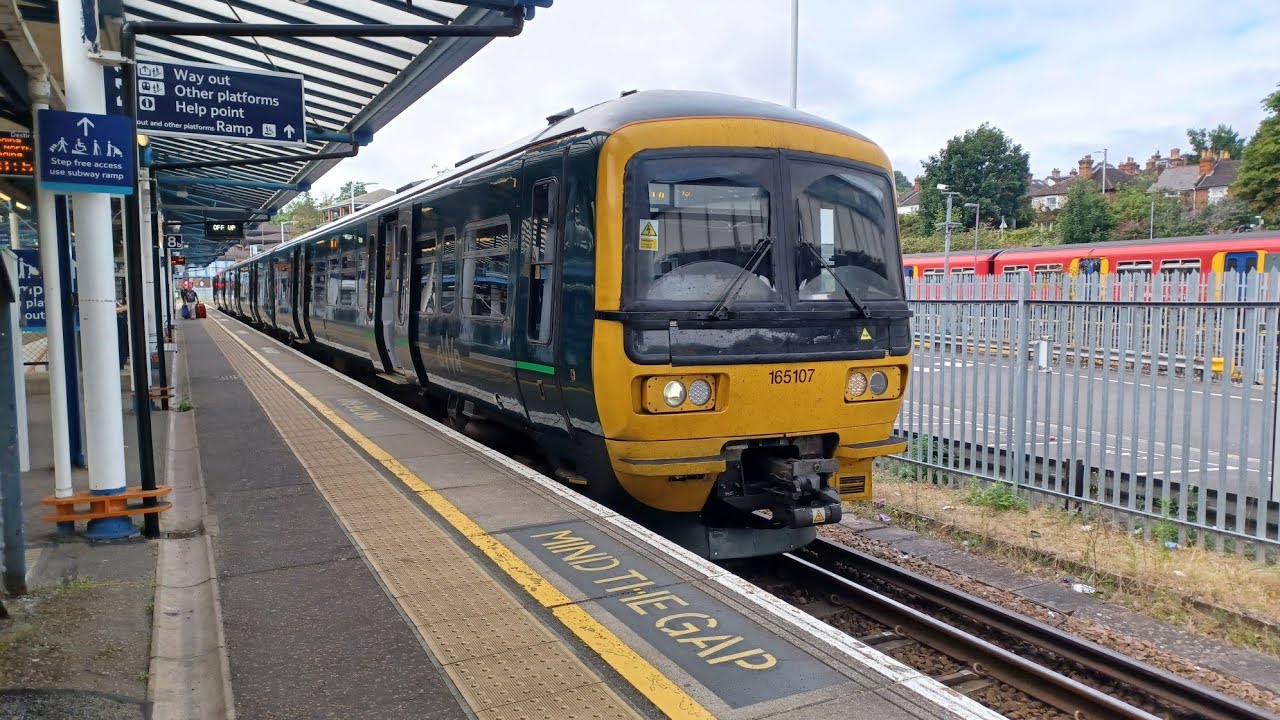 Ride on Great Western Railway Turbo class 165107 | North Downs Line ...