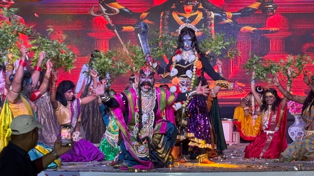 Ahi Ravan Entry Amazing Day 9 Punjabi Bagh Ramleela - YouTube
