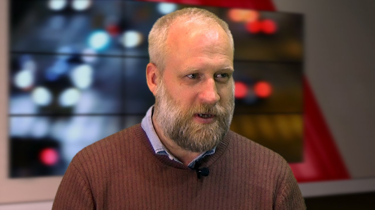 Peter Bebjak: Ľudia sa kedysi báli šíriť bludy, dnes za to dostávajú ...