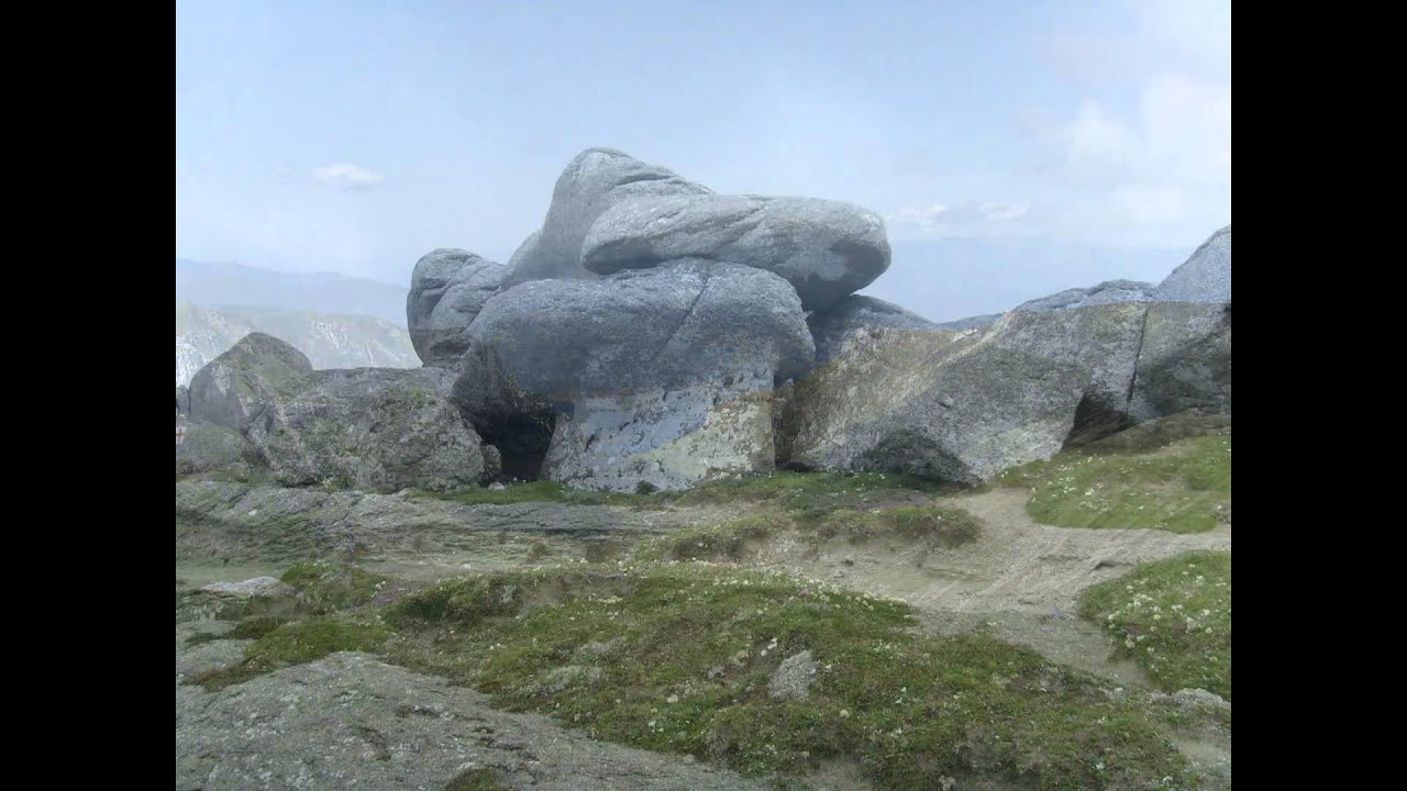 Romania - Babele, Sfinxul - YouTube