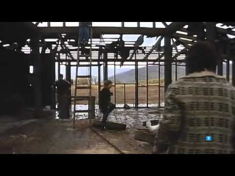 Nuestro Propio Hogar, domingo, 15.45 horas - YouTube