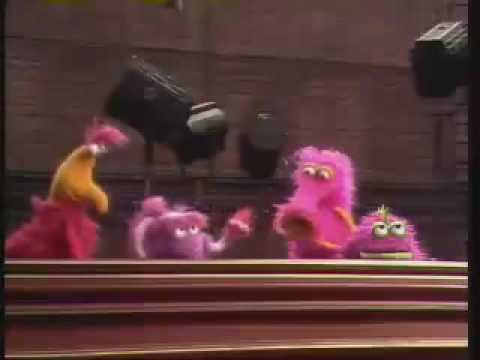 The Muppet Show Season 2 Episode 8: Fazoobs