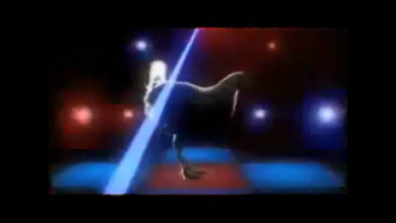 Aire Puro: El Baile del Pollo (Chicken Dance) - YouTube