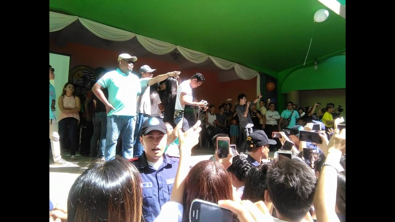 Homecoming - Niel Murillo singing Mahal na Mahal - YouTube