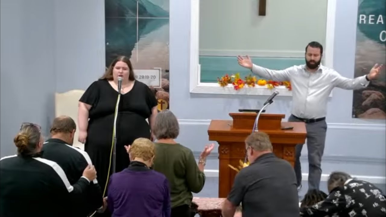 “Everything to Me” Cover by Emily Comer. - YouTube