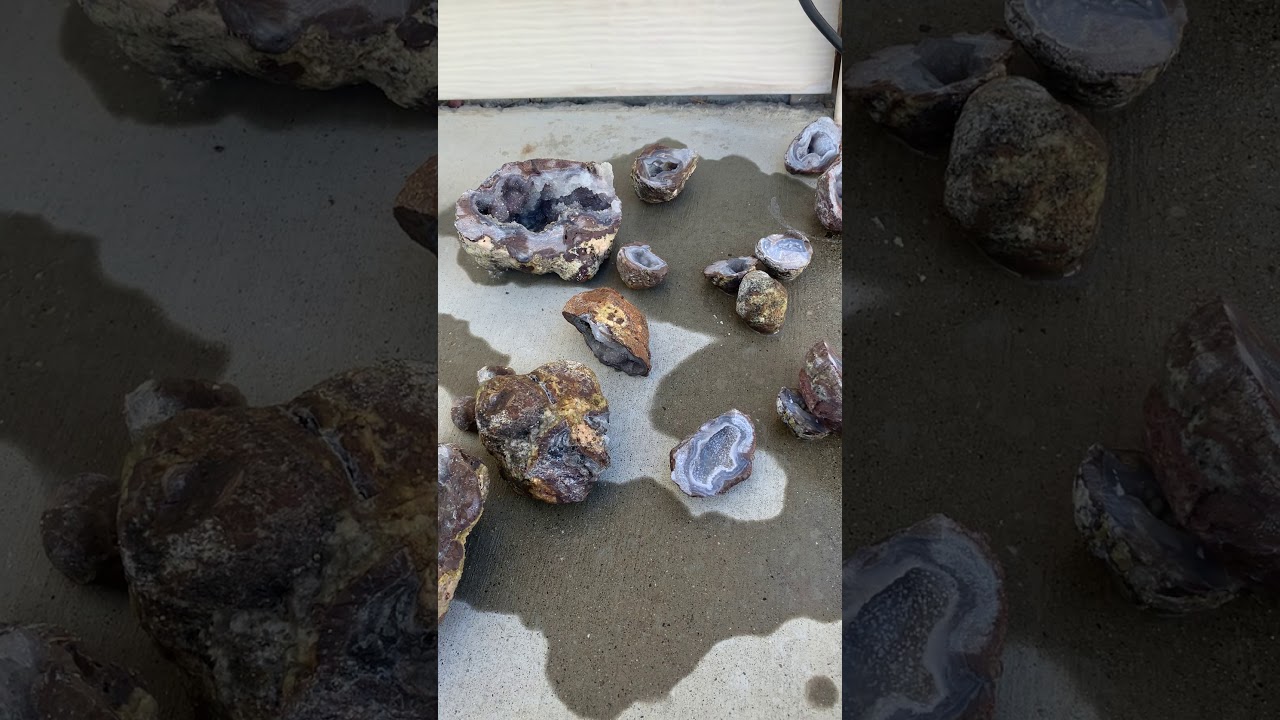 Dugway geode beds - YouTube