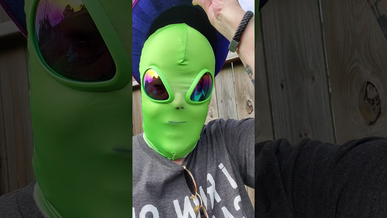 The alien mask 🤣 - YouTube