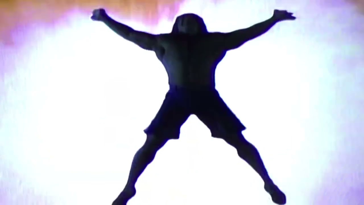 The Death of the Incredible Hulk Bella accidentally explodes the plane ...