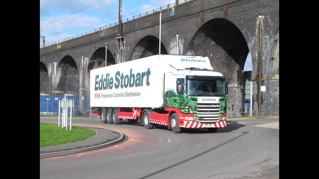 STOBARTS TRUCKS RUNCORN PORT 2013 - YouTube