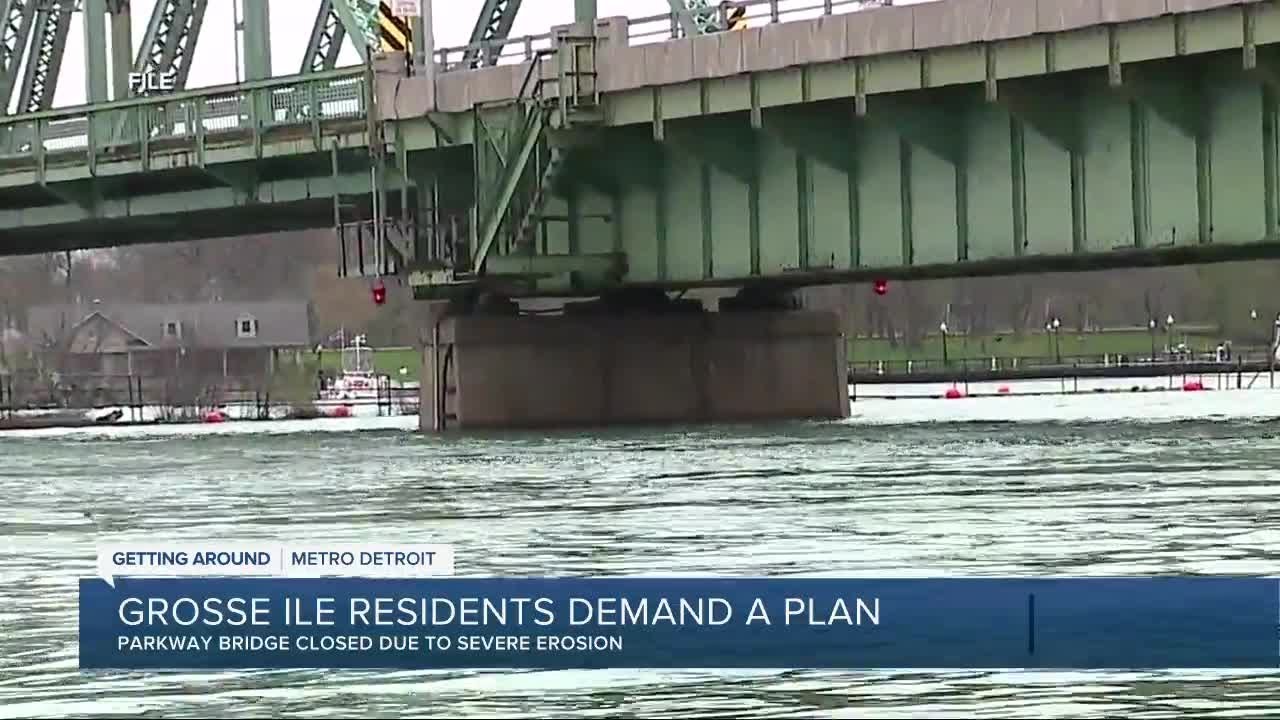 Grosse Ile residents demand a plan for Parkway Bridge - YouTube