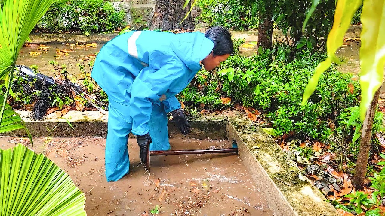 Unclogging a Clogged Culvert Pipe Tools and Techniques - YouTube