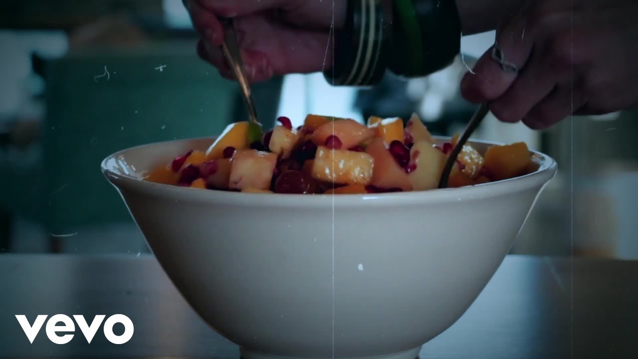 Glenn Simkus - The BBQ Song (Official Music Video) - YouTube