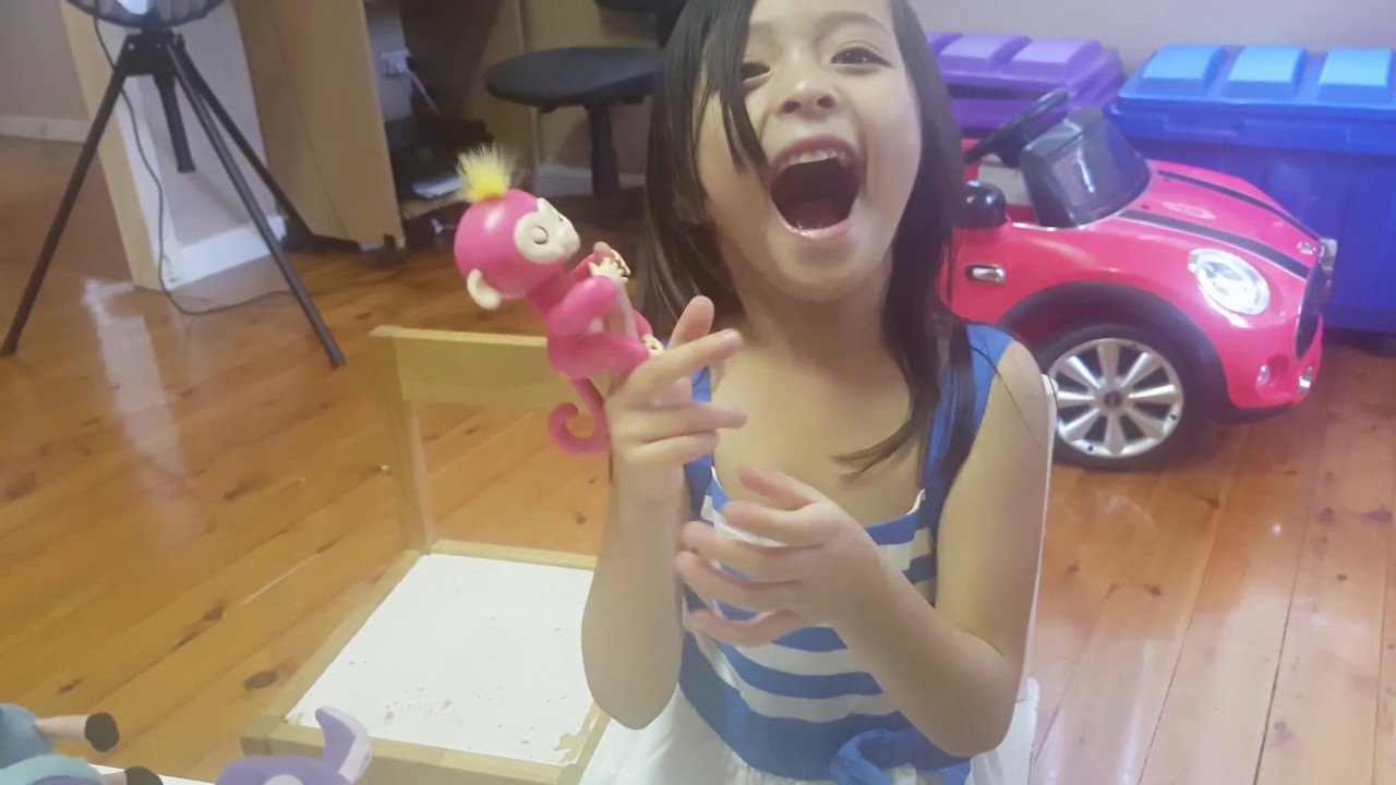 Fingerling unboxing toy review - YouTube