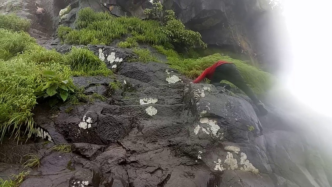 Dangerous Gorakhgad Fort Trek | Murbad | Maharashtra - YouTube