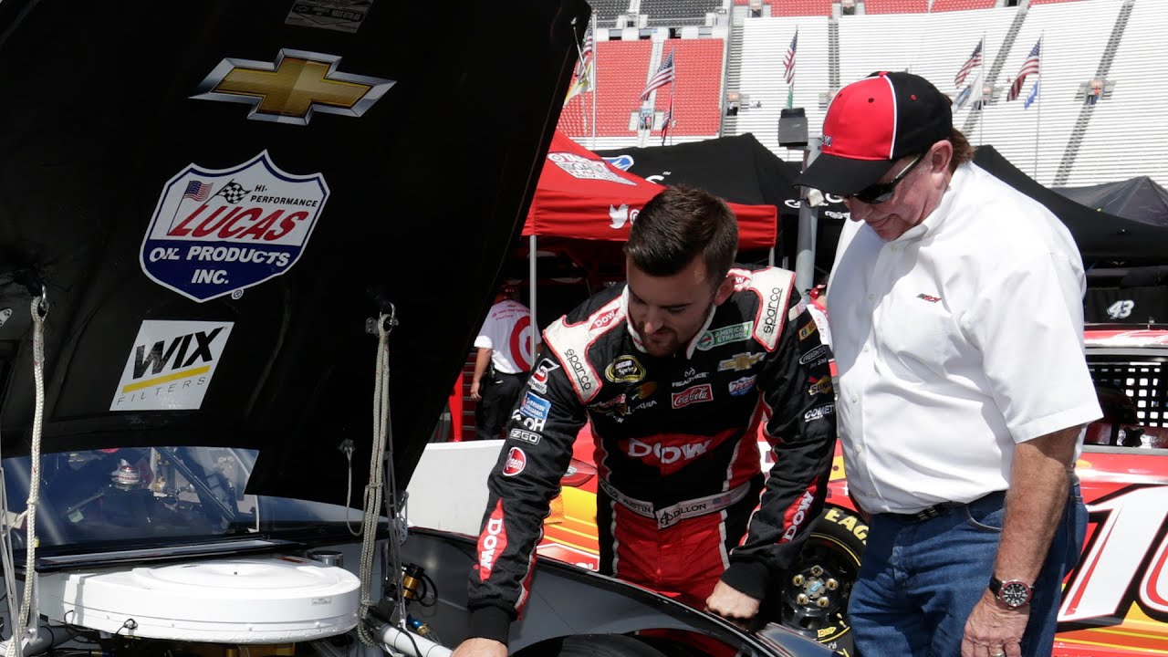 RCR President Torrey Galida talks about long-term partner Lucas Oil in ...