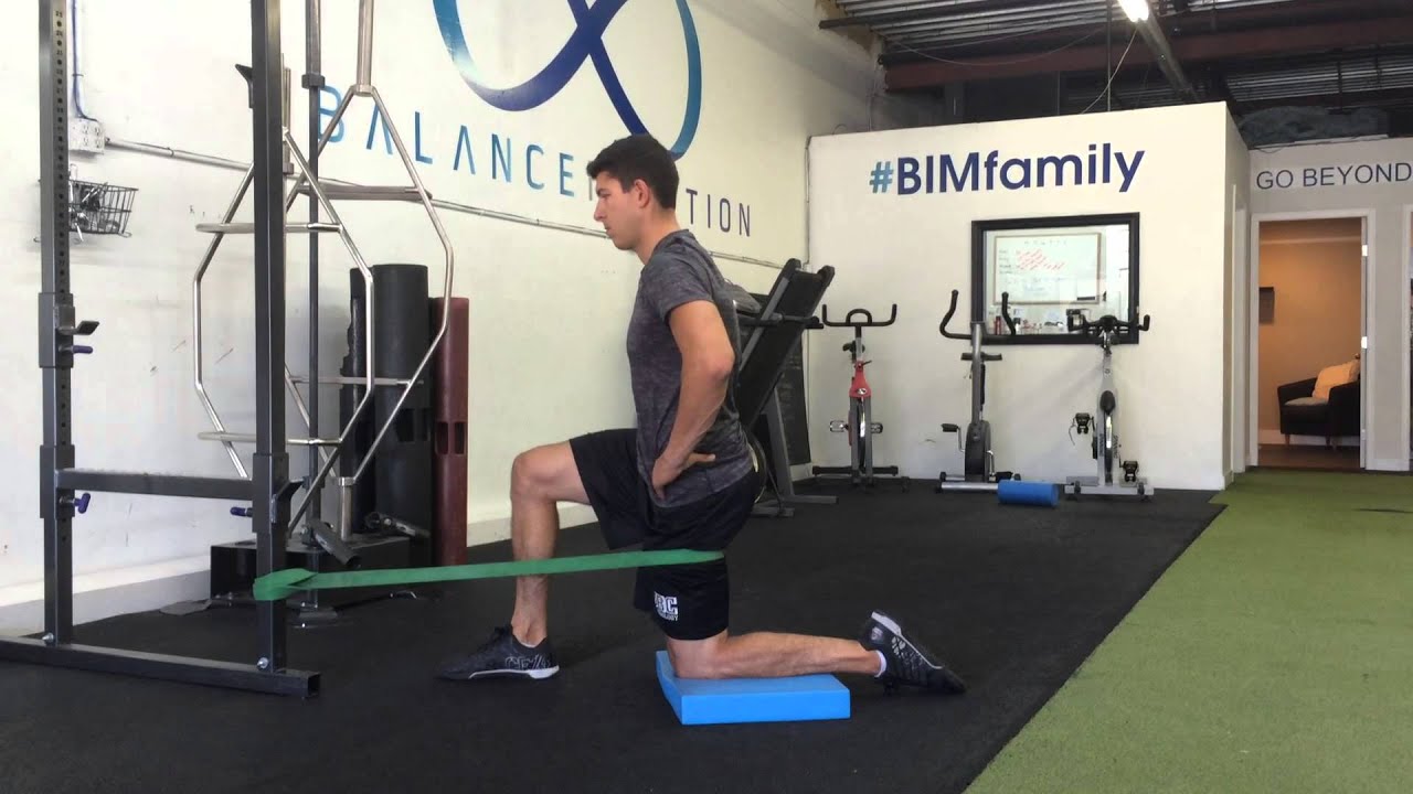 Band Assisted Hip Flexor Stretch - YouTube