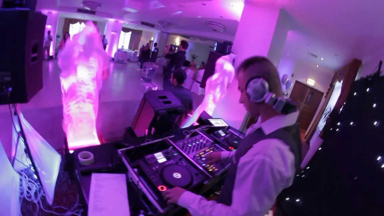 Mobile Disco in London | Live Performance by Sax Player , Bongo Player ...