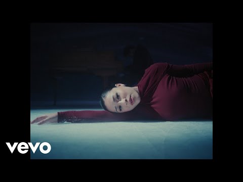 Mai Anna - Baby Blue (Official Music Video)