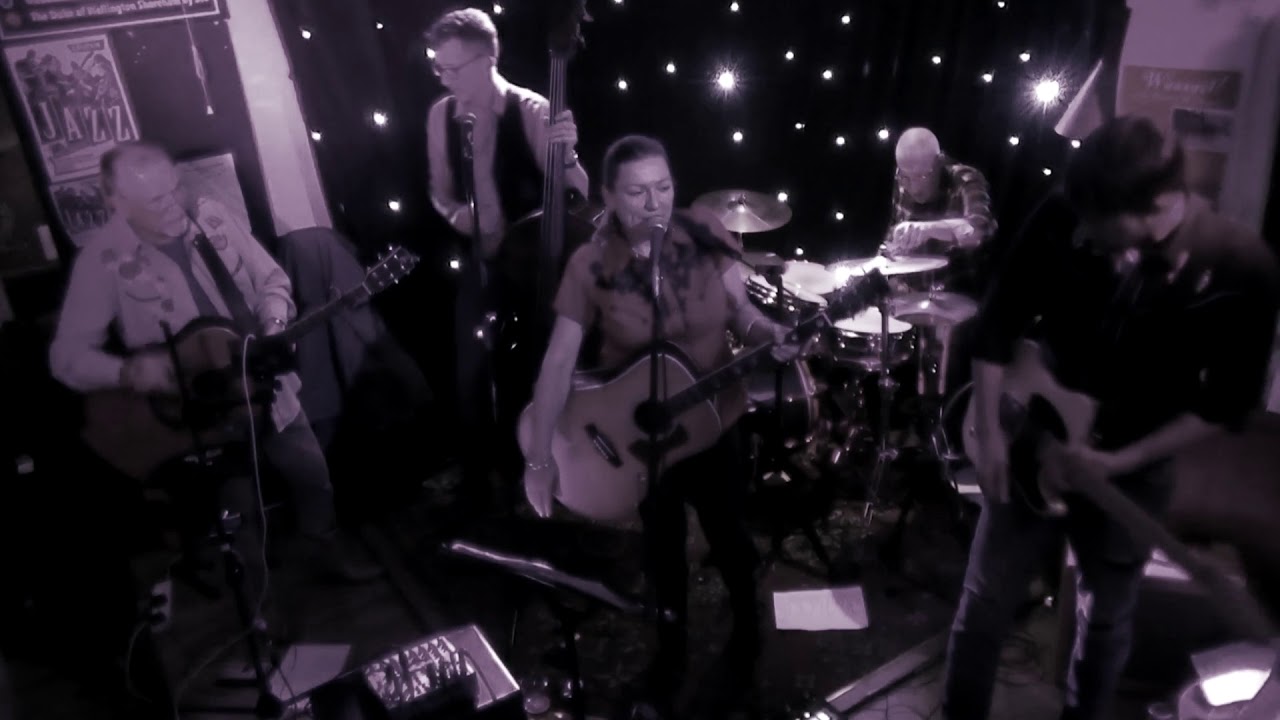 Shauna Parker & The Saloon Bar Band - YouTube