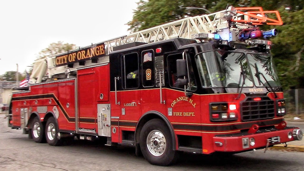 Orange Fire Department Responding To A House Fire Walsh Ave 10-16-19 ...