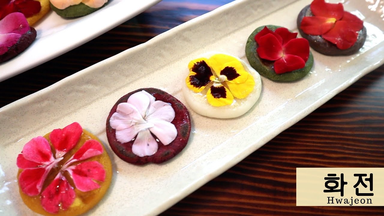 화전 - Hwajeon (Korean rice cake with flower petals) - YouTube