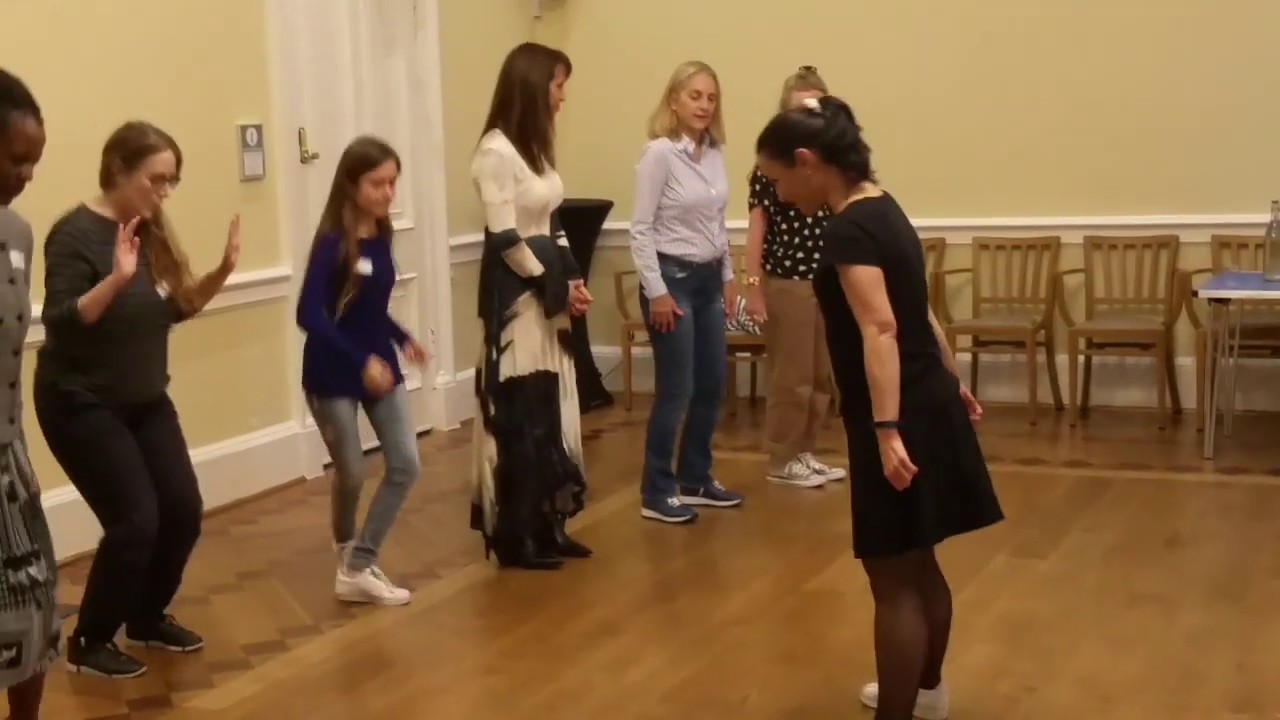 Simcha dancing instructor - London - YouTube