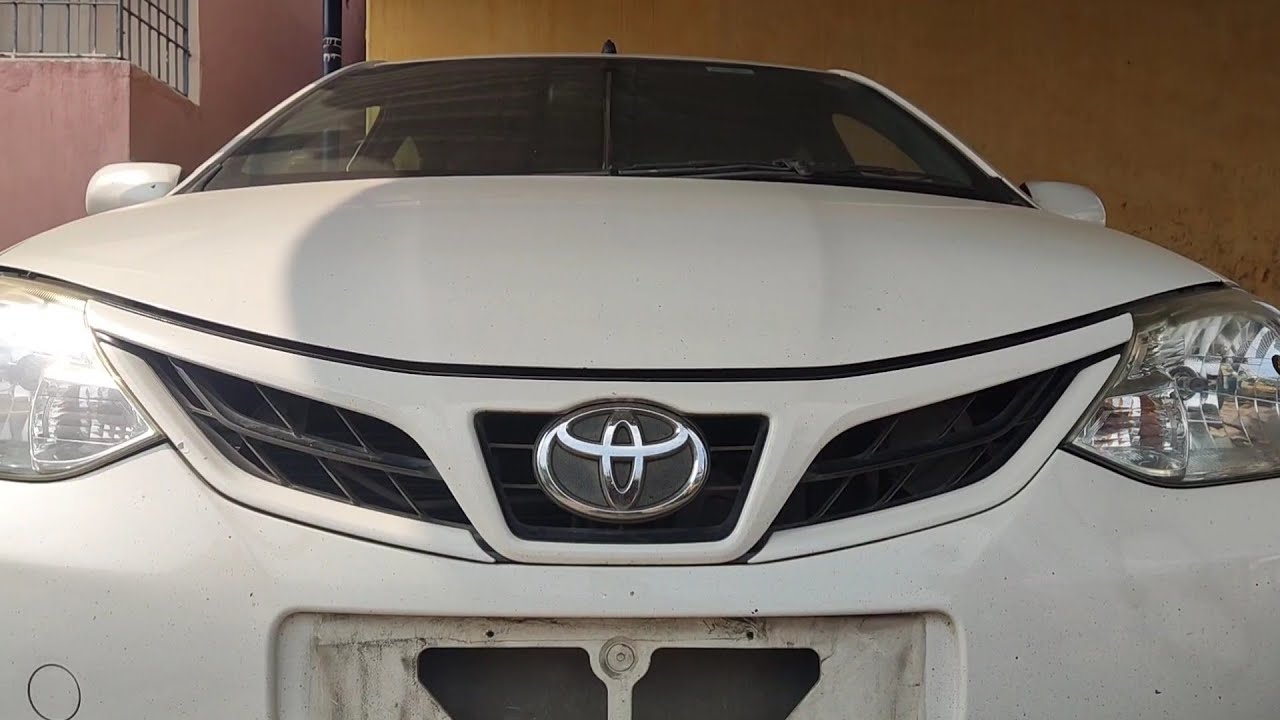 Toyota etios black smoke(@skilledmechanictamil ) - YouTube