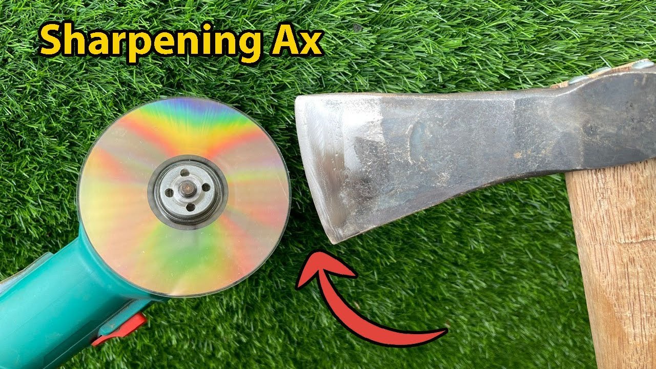How to sharpen an ax in 3 minutes! Great idea with a compact disc! 😲 ...