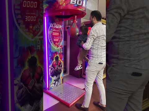 Kuzgun box yapıyor 🥊🤣 #youtube #video #keşfet #box #park #shorts