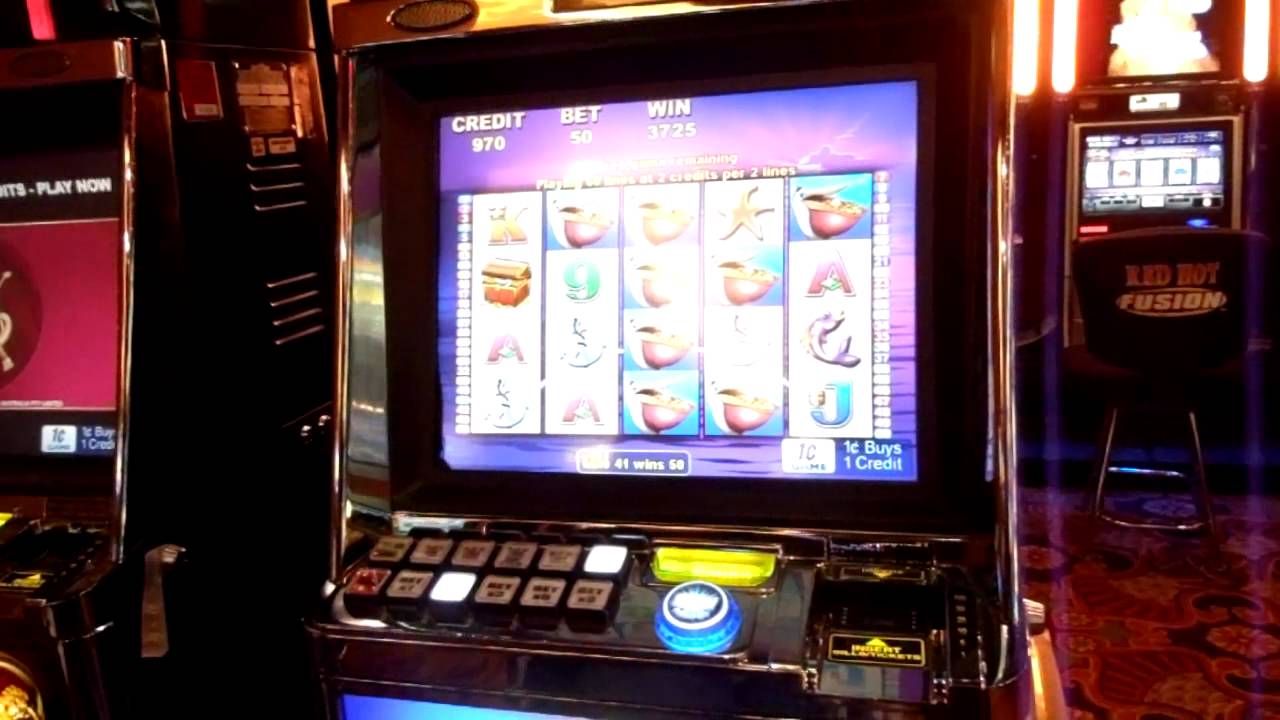 Jenniffer hits the Jackpot in Deadwood, SD - YouTube