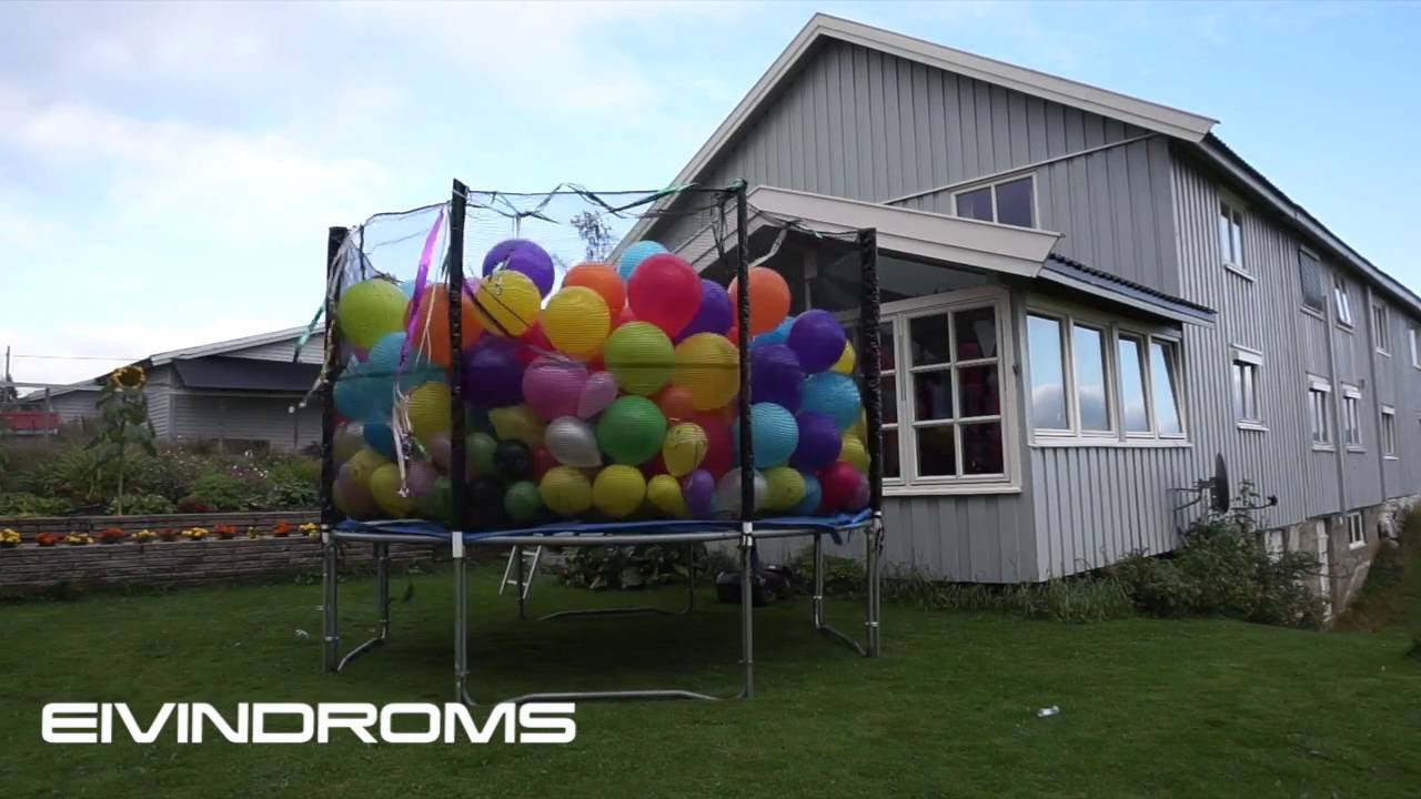 FILLED TRAMPOLINE WITH 1,000 BALLOONS!! - YouTube