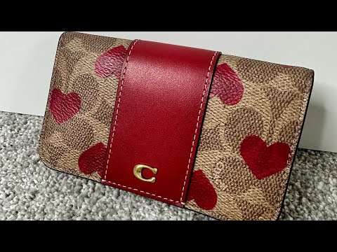 UNBOXING | COACH Heart Print Snap Wallet