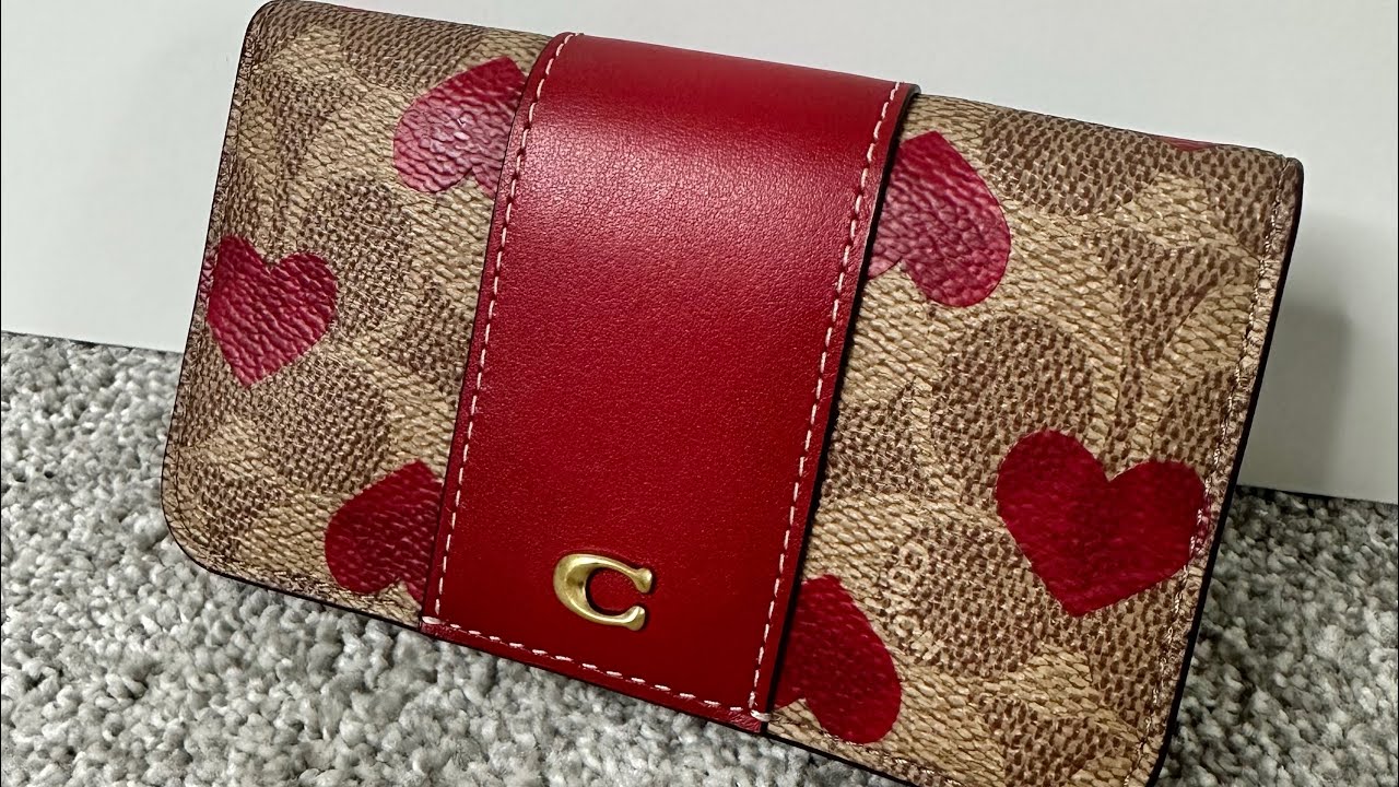 UNBOXING | COACH Heart Print Snap Wallet - YouTube