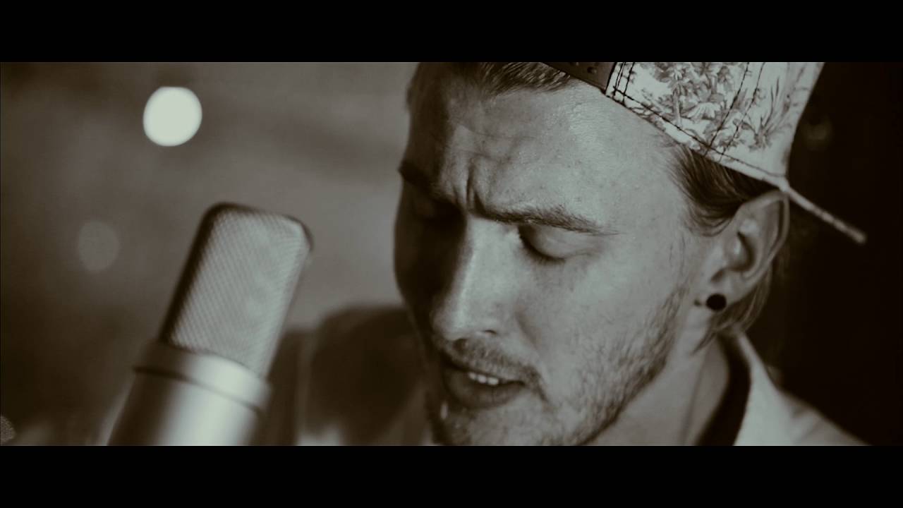 Matty Rea - One [Live Acoustic Session] - YouTube