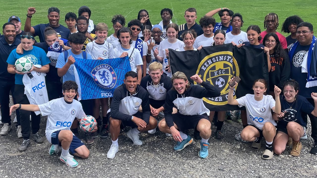 Chelsea FC Players Visit Scanlon Recreation Center in Kensington - YouTube