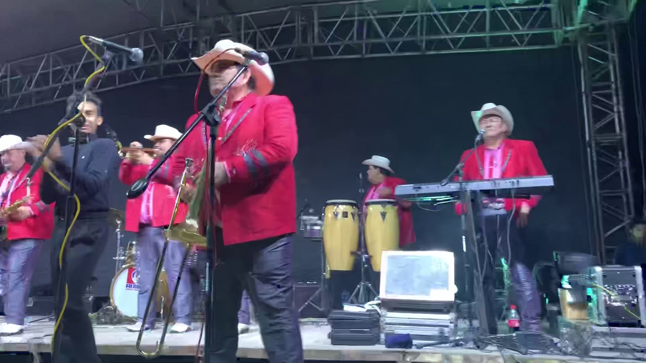 La Mini Mini - La Concentración (en vivo 9) - YouTube
