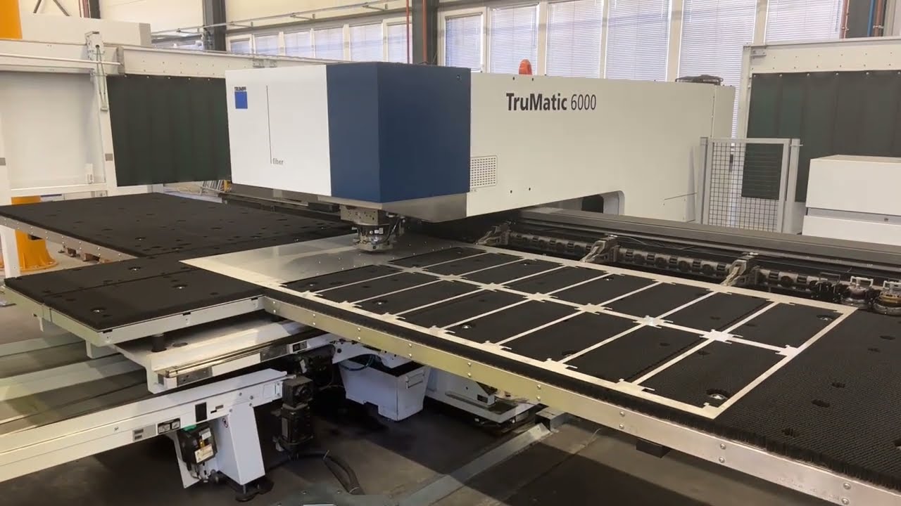 TRUMPF Trumatic 6000 fiber - YouTube