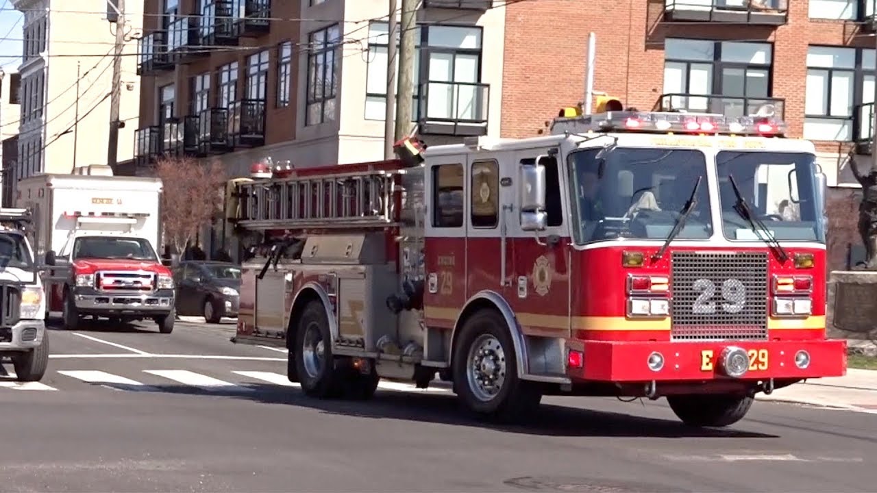 PFD Engine 29 & Rescue 1A Responding - YouTube
