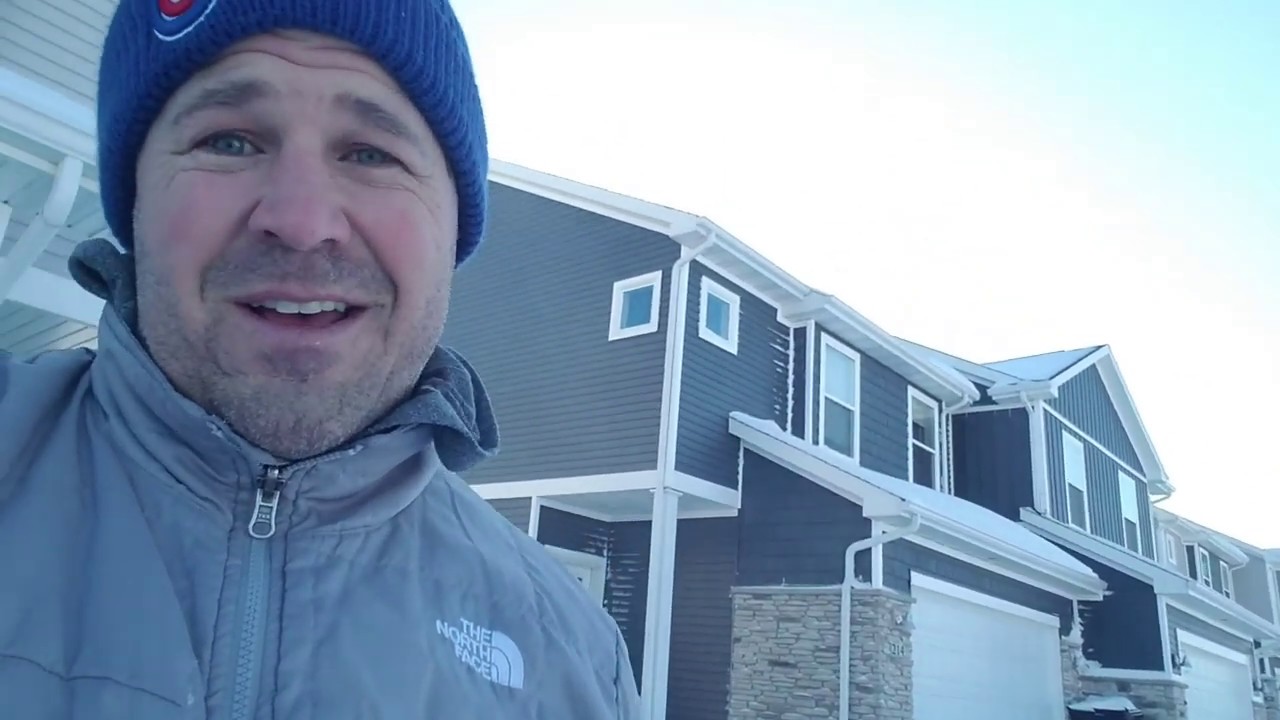 Coach Sloth Trip to Arizona to visit schools - YouTube