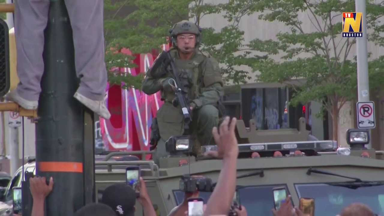 CNN becomes target as Atlanta erupts after George Floyd killing - YouTube