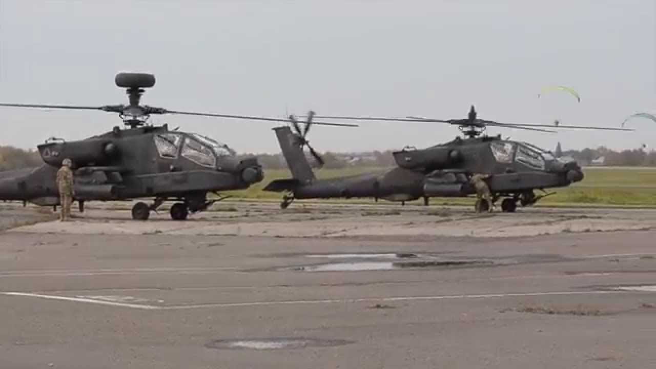 AH 64 Apache Start up taxi and Take Off US ARMY - YouTube
